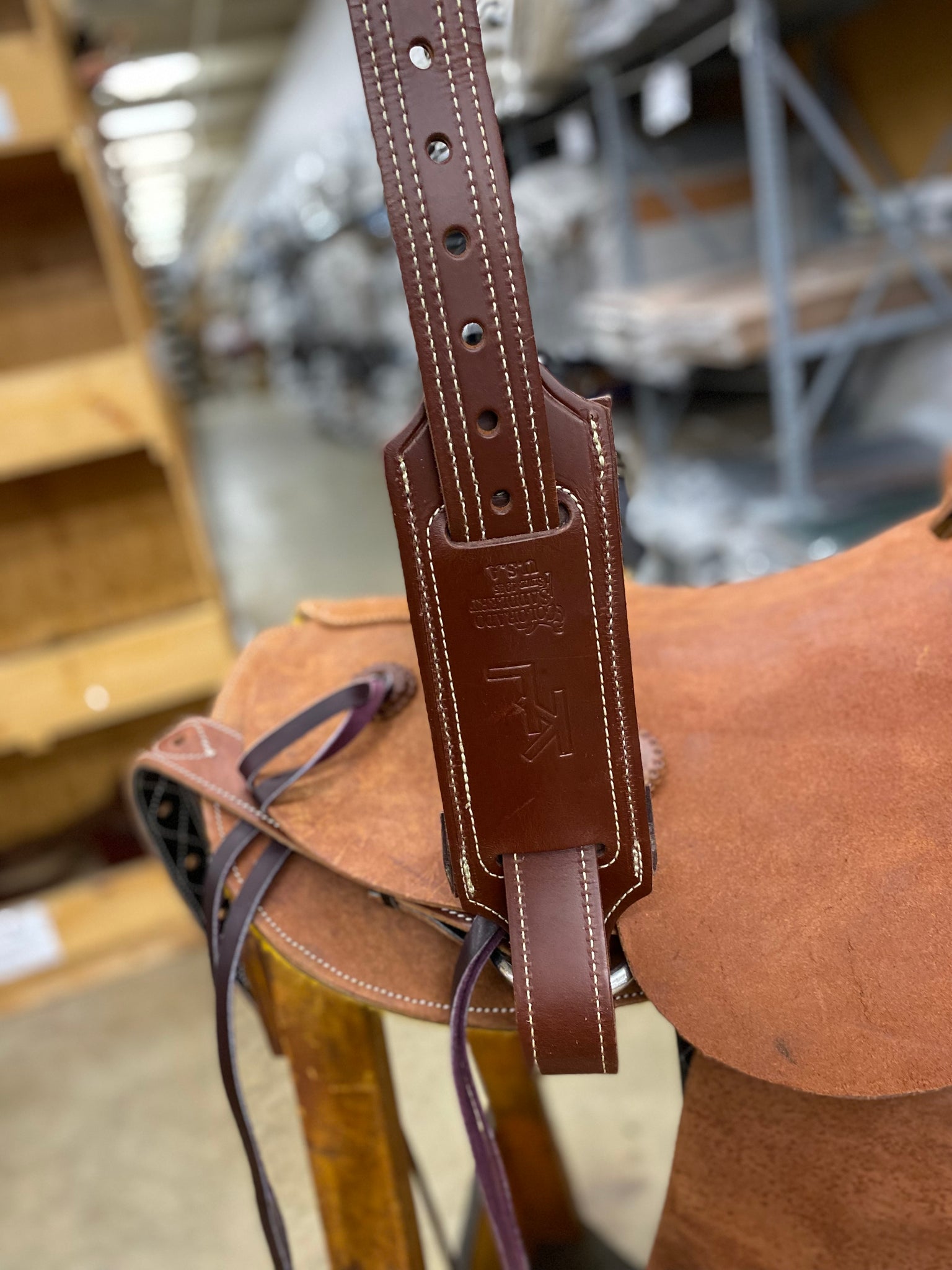 Hunter Chestnut Long Gun Flank Scabbard
